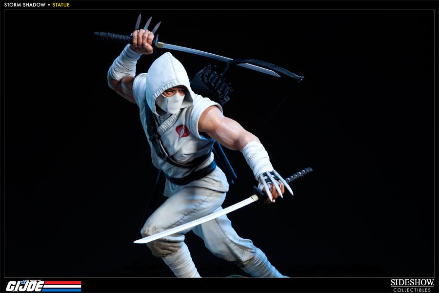 World Toy Brasil: Sideshow - Storm Shadow Statue