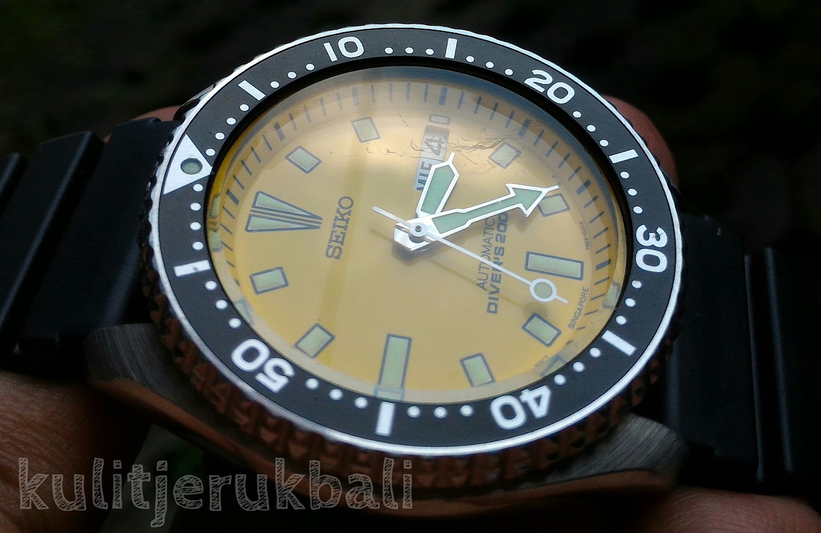 'Hobiku! Hobimu?': Yellow Mellow 200m Dive Watch - Seiko SKXA35 (SOLD)