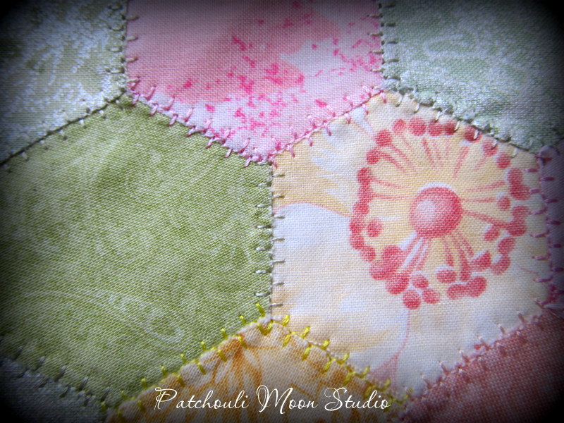 Patchouli Moon Studio: Quilted Trivet Covers