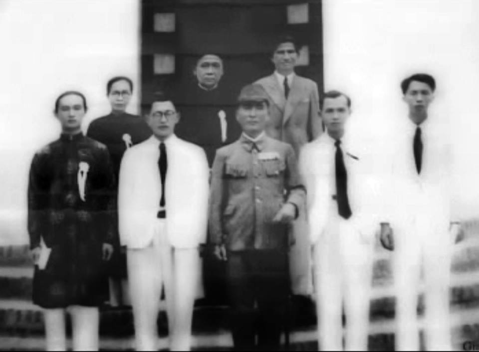 ĐỨC HUỲNH GIÁO CHỦ - Sự-Nghiệp Về Mặt Đời: Công-Nghiệp Cách-Mạng ...