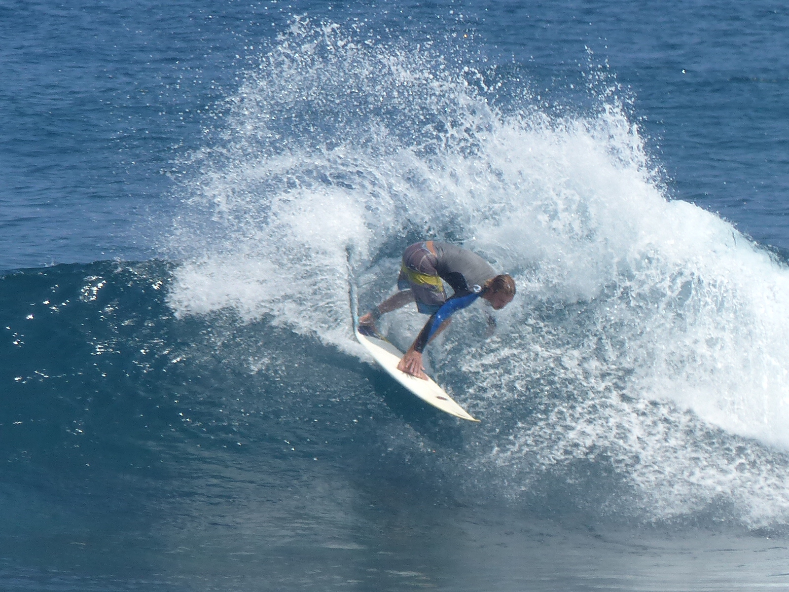 maui surf report: Tuesday 3 14 17 morning call