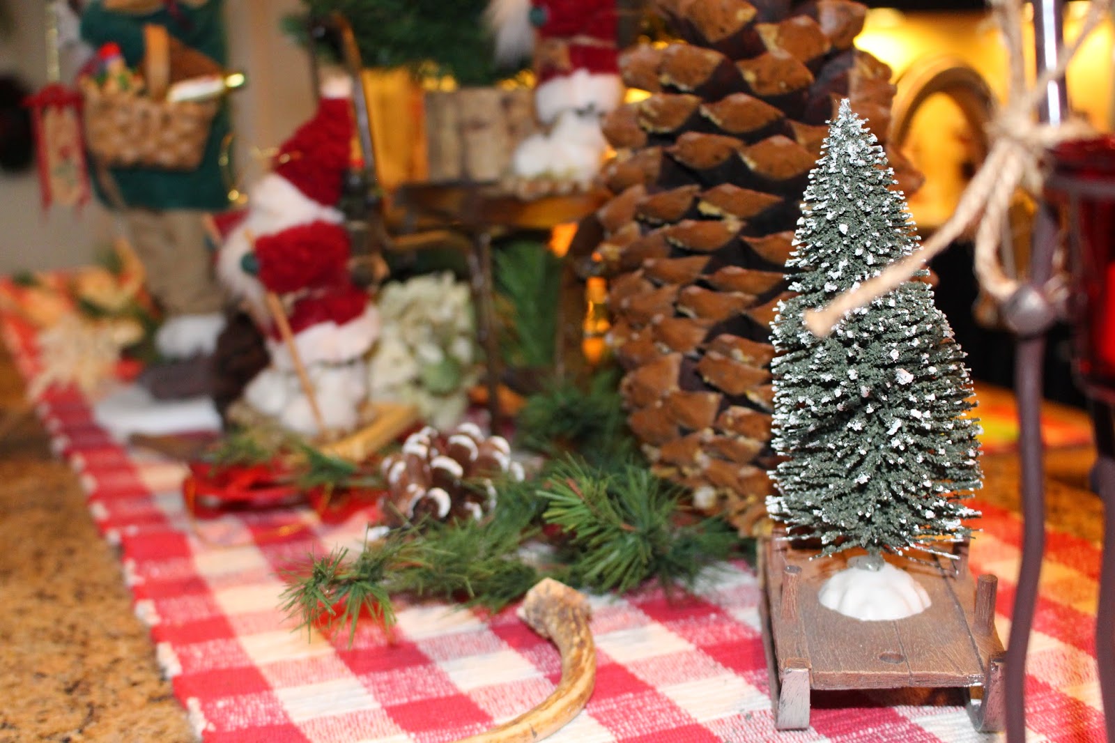 Designs by Pinky: A Christmas Kitchen Bar Vignette