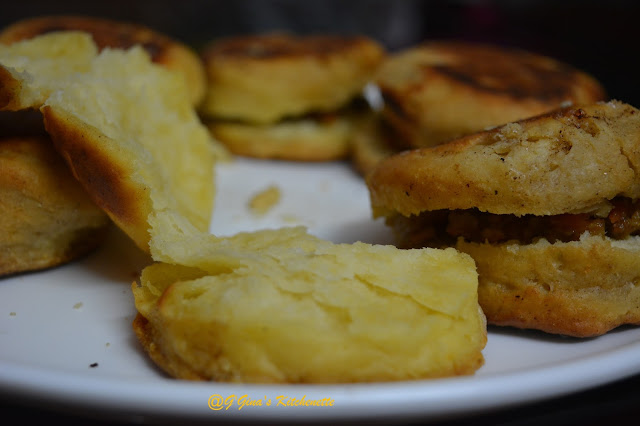 G'Gina's Kitchenette: Southern Buttermilk Biscuits #FoodieExtravaganza