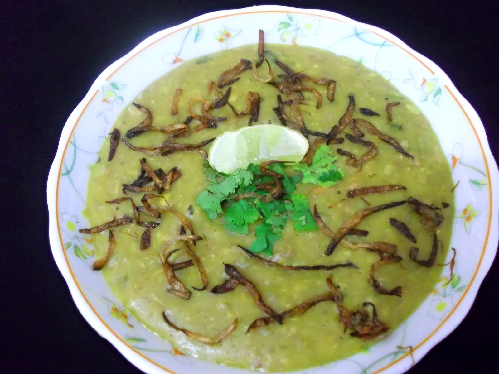 Chicken Khichda | Sweets & Spices
