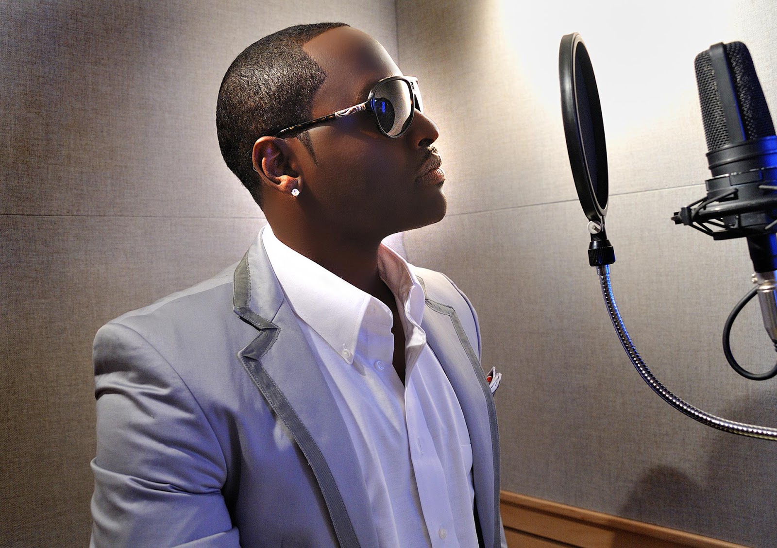 R&B Soul Singer Johnny Gill Releases New Music Video "This One's For Me ...