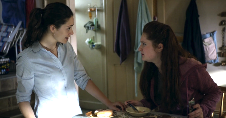 SHAMELESS - Nancy Pimental commenta la scoperta di Fiona. Spoiler ...