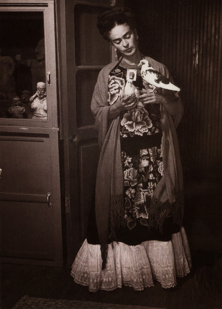 INTO THE VAGUE: Frida Kahlo's Clothes: Revealed After 50 Years