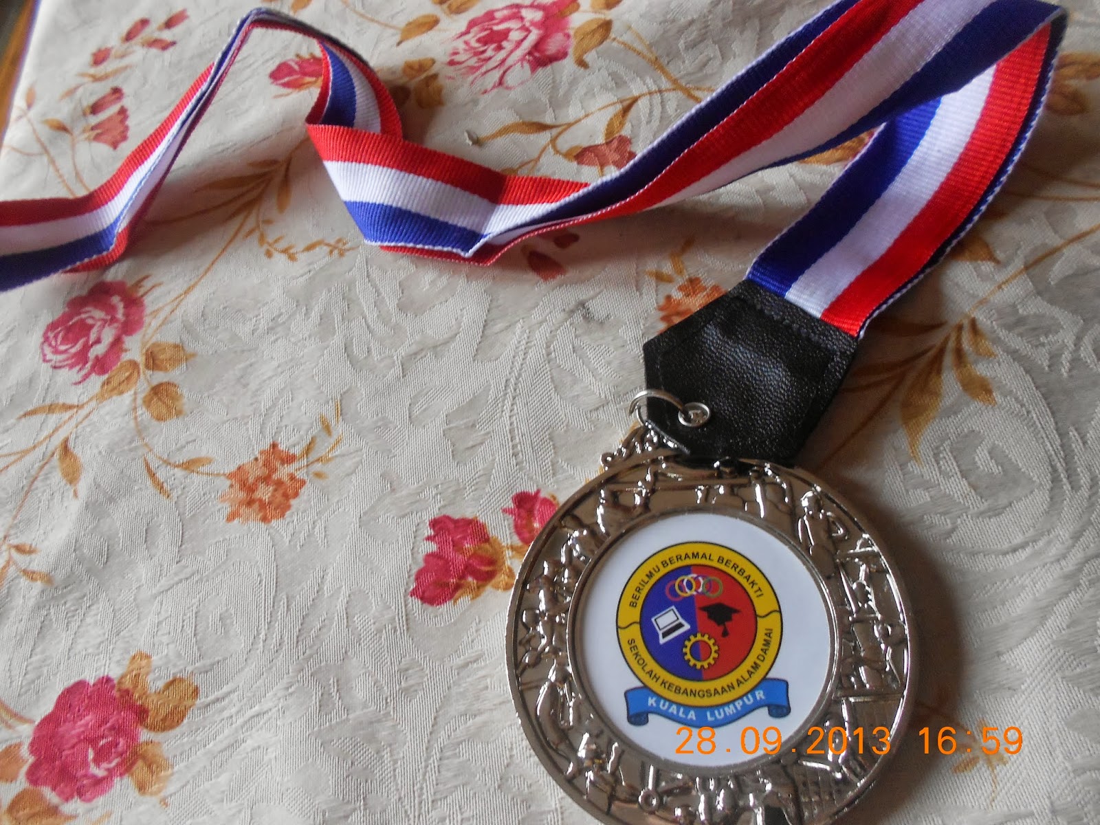 Pingat Sukan Tahunan Sekolah - legsploaty