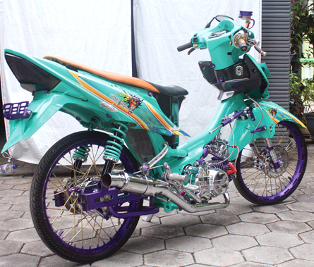 30 Foto Motor Modifikasi Honda Revo FI Super Keren | Wallpaper ...