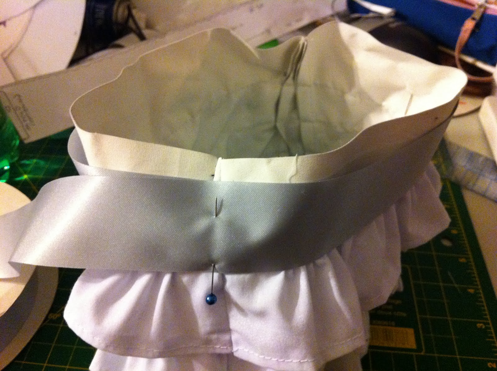 Randomly Taylor'd: Ruffle Purse *Tutorial*