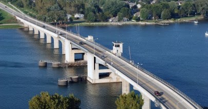 Sturgeon Bay Police Department: Bayview Bridge & Highway OPEN!!!