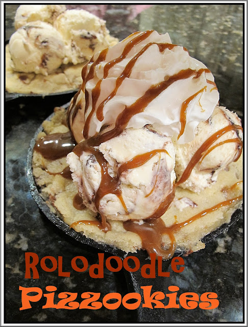 Rolodoodle Pizzookies with Dulce de Leche Caramel Sauce - Purple ...