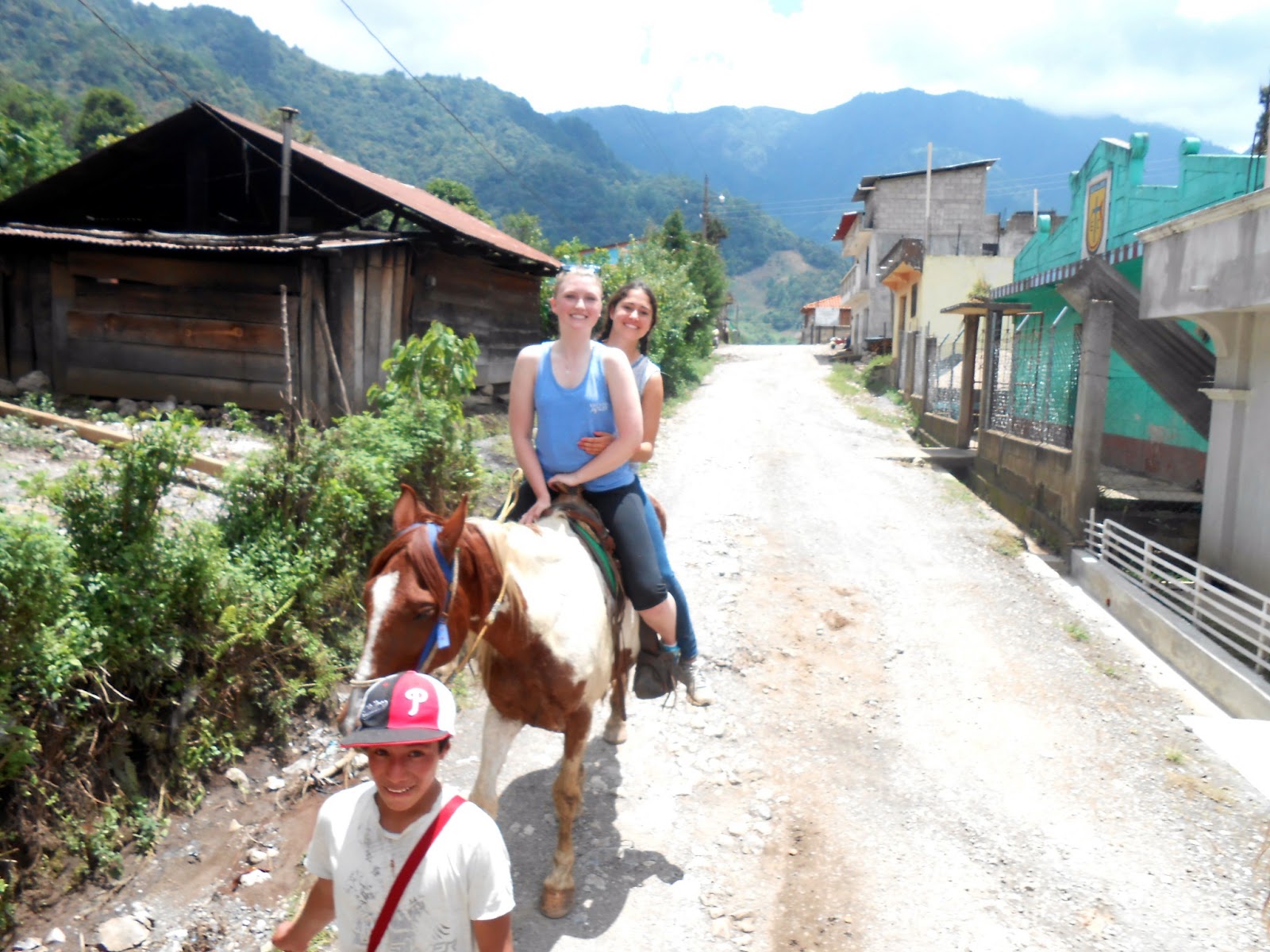 My Summer in Guatemala : Acul: Horseback riding, hiking, and weaving
