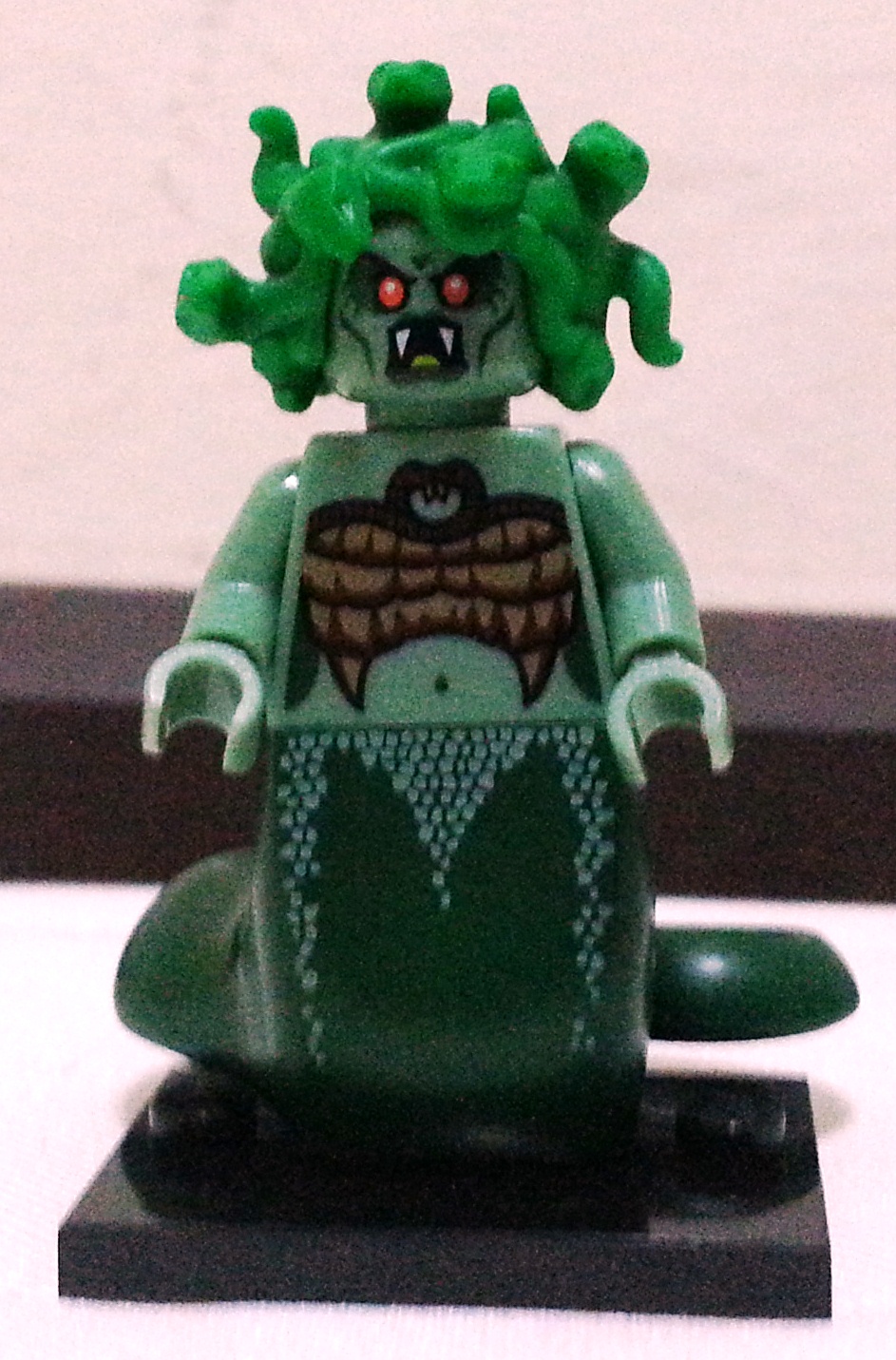 Loot of the Day: Lego Minifigures - Series 10 - Medusa
