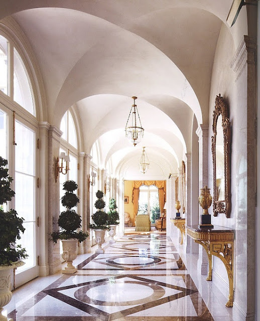 Splendid Sass: STUNNING HALLWAYS