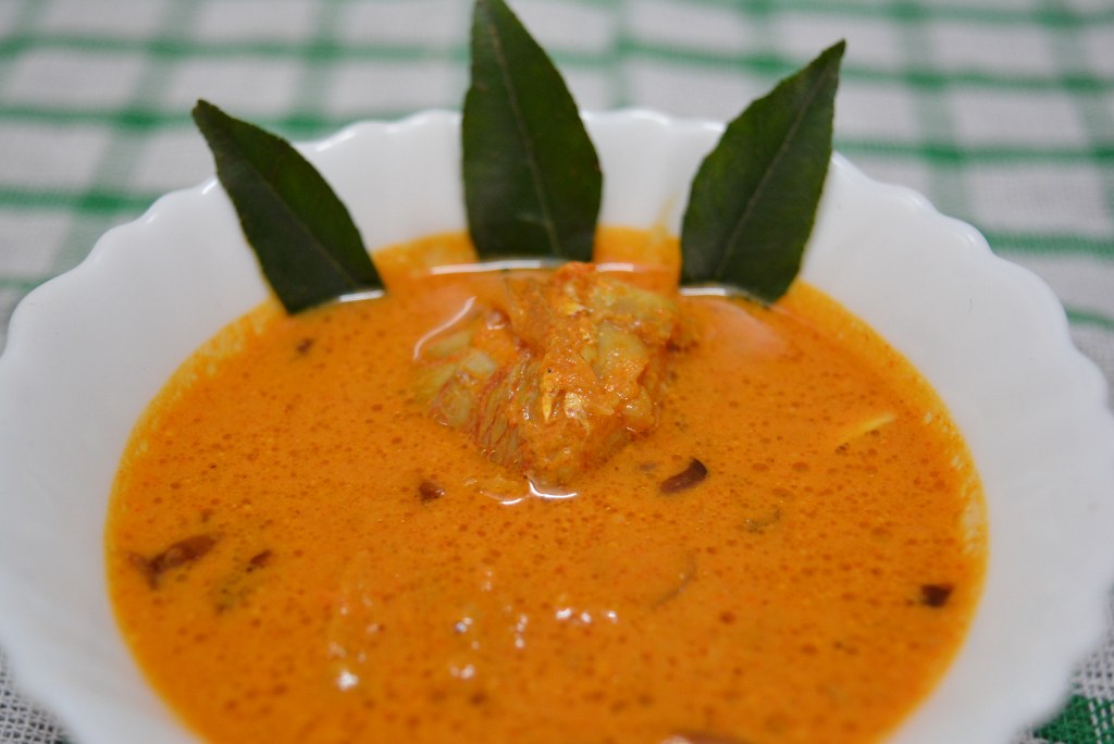 Malabar Flavours: Meen Moru Curry or Fish Curry Malabar Style