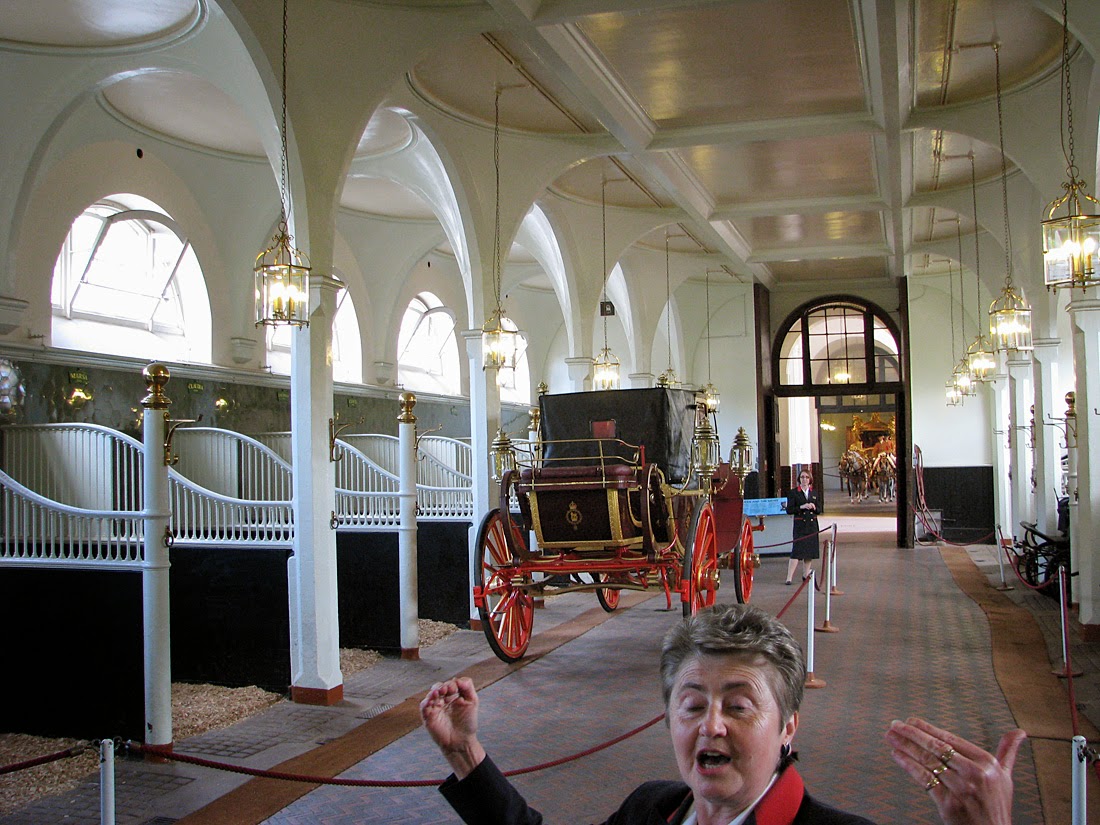 The Bell Curve of Life: London: Royal Mews - The Coaches