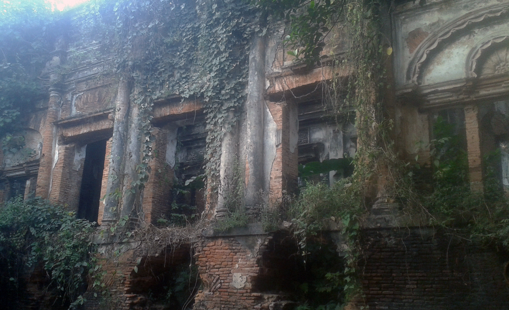 Tourism at Dinajpur: Rajbari- The Palace of King Dinaraj