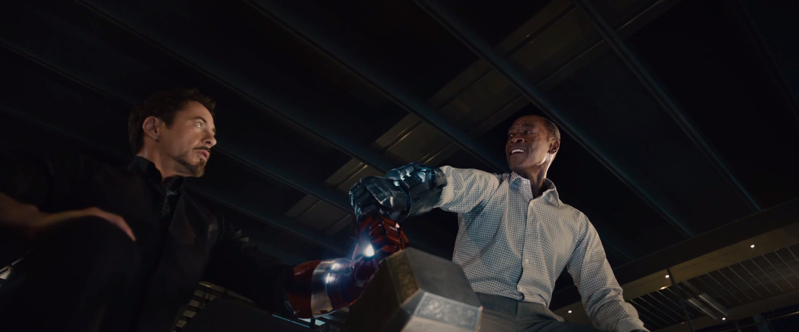 Supergenic: Science Behind Thor's Hammer (Mjolnir) | Why Can't Anybody ...