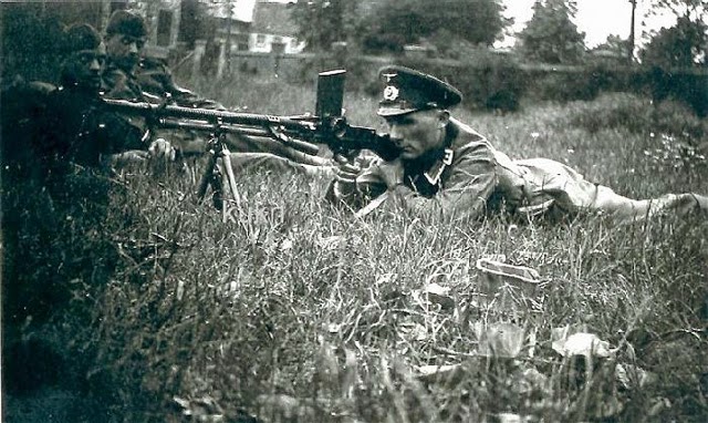 MG26(t) and MG30(t) Light Machine Gun – Sicherungs-Regiment 195