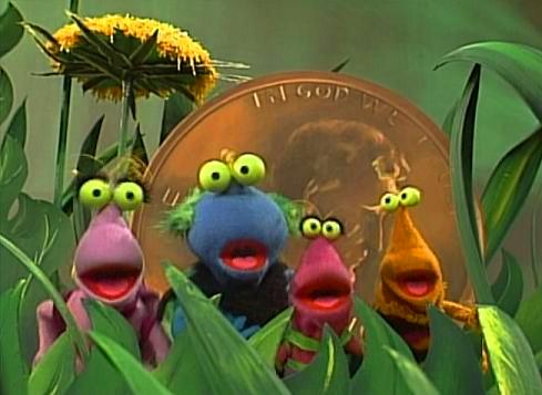 Muppet Stuff: Sesame Place Classic Character Exclusive Twiddlebug Plush!