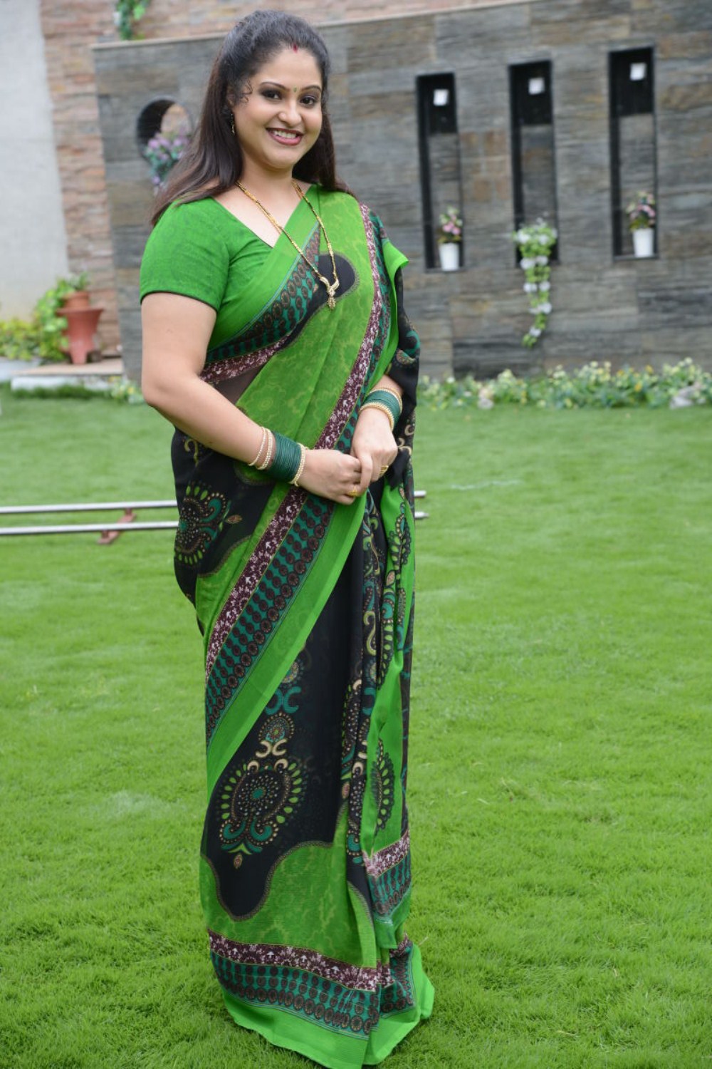 All Indian Beauties: Rassi Beautiful Photo Stills in Green Saree