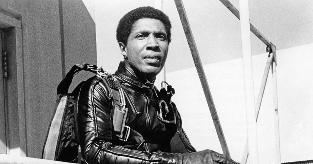 BATTLESTAR GALACTICA - SAGA OF A STAR WORLD: CLASSIC IMAGE: BOOM - BOOM ...