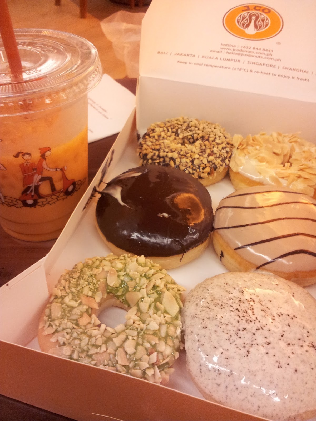 Manila Food Trip: Worst. Donut. Ever.