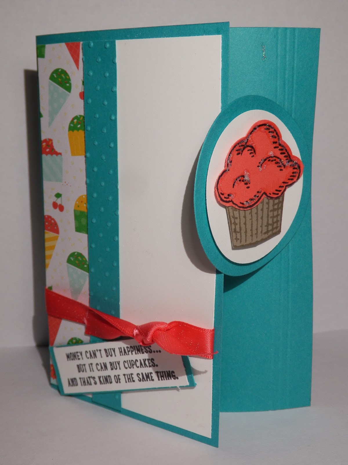 Cupcake latch card