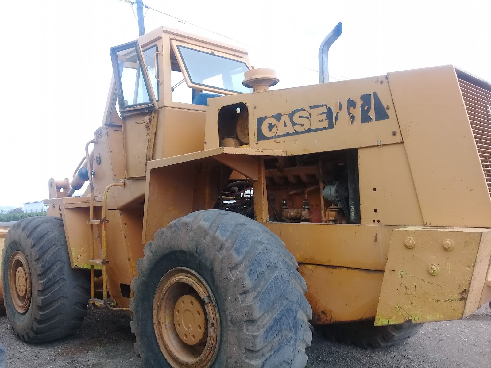 MAQUINARIA AGRICOLA INDUSTRIAL: Trascavo Case W26B $18,000 Dlls.