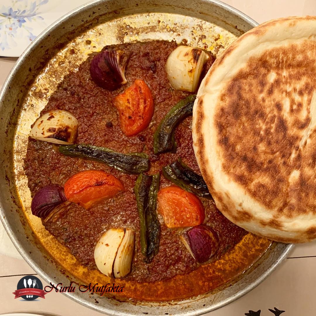 Tepsi Kebabı | Nurlumutfakta