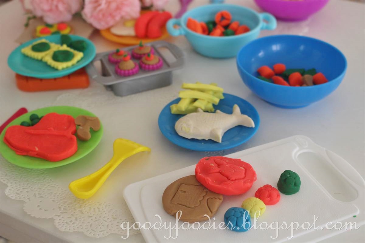 GoodyFoodies: Creating Cooking Magic with Play-Doh