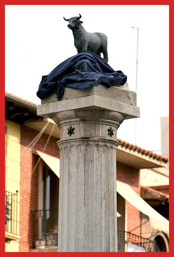 MIL Y UNA HISTORIAS : El Torico de Teruel