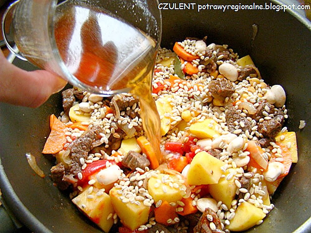 PotrawyRegionalne: CZULENT DANIE JEDNOGARNKOWE