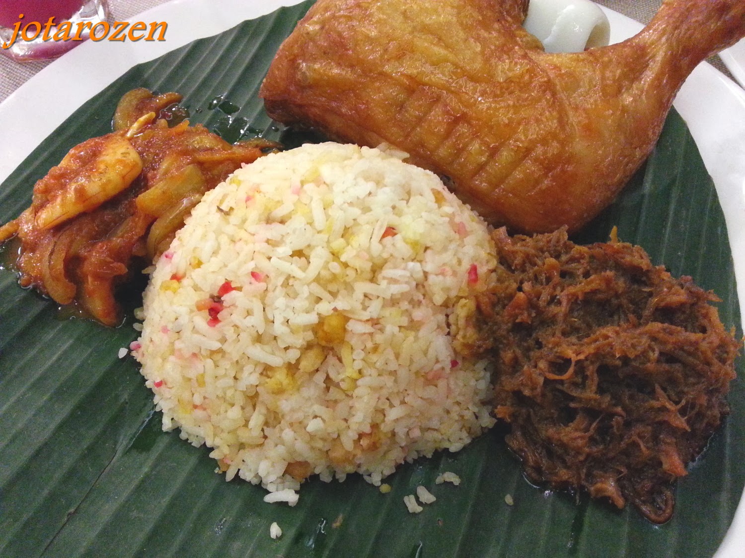 Footsteps - Jotaro's Travels: YummY! - Nasi Bojari @ Madam Kwan's