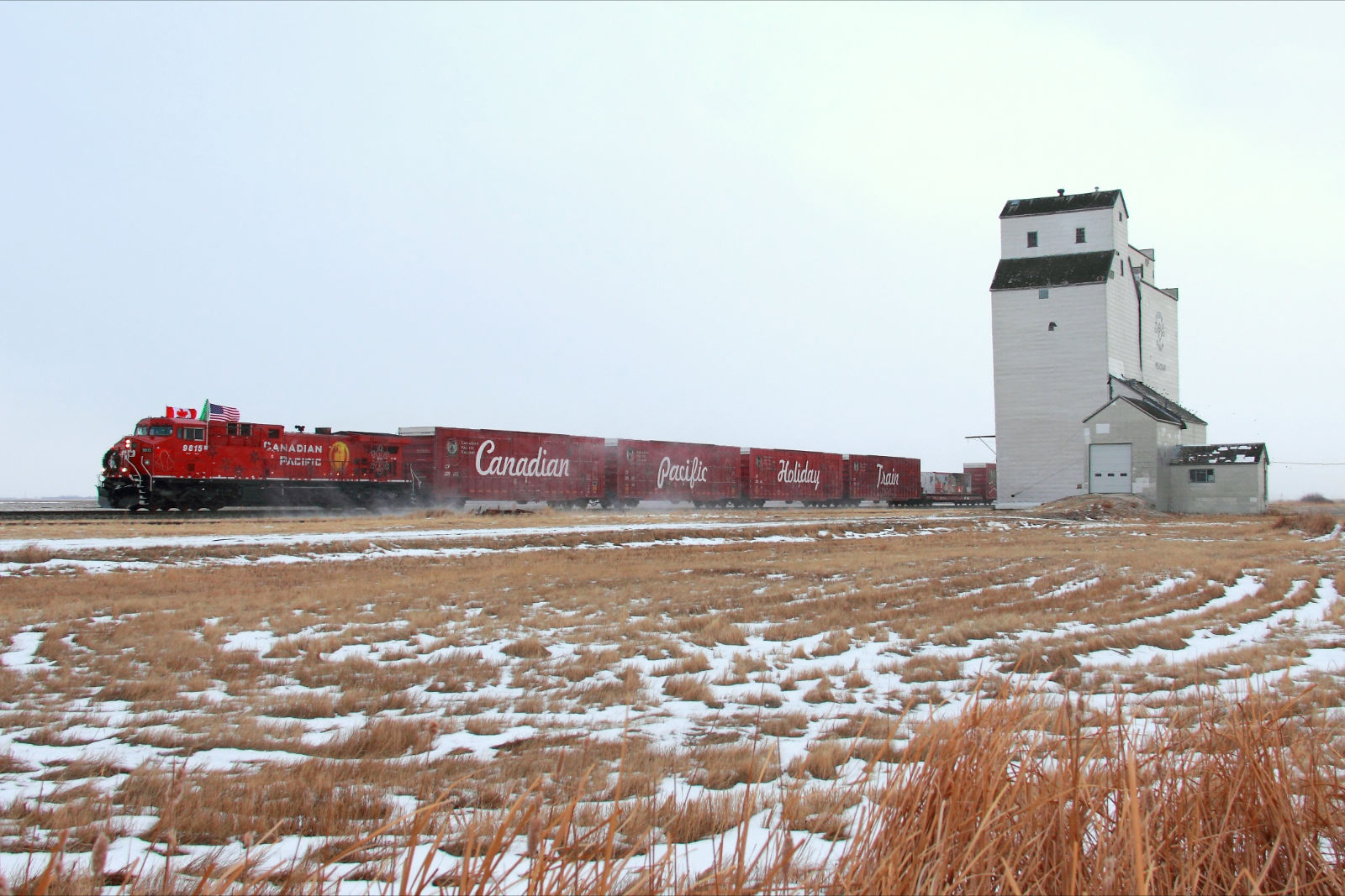In the Heart of BN(SF) Country!: CP Christmas Train