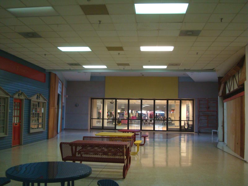 Sky City: Retail History: Eden Mall: Eden, NC