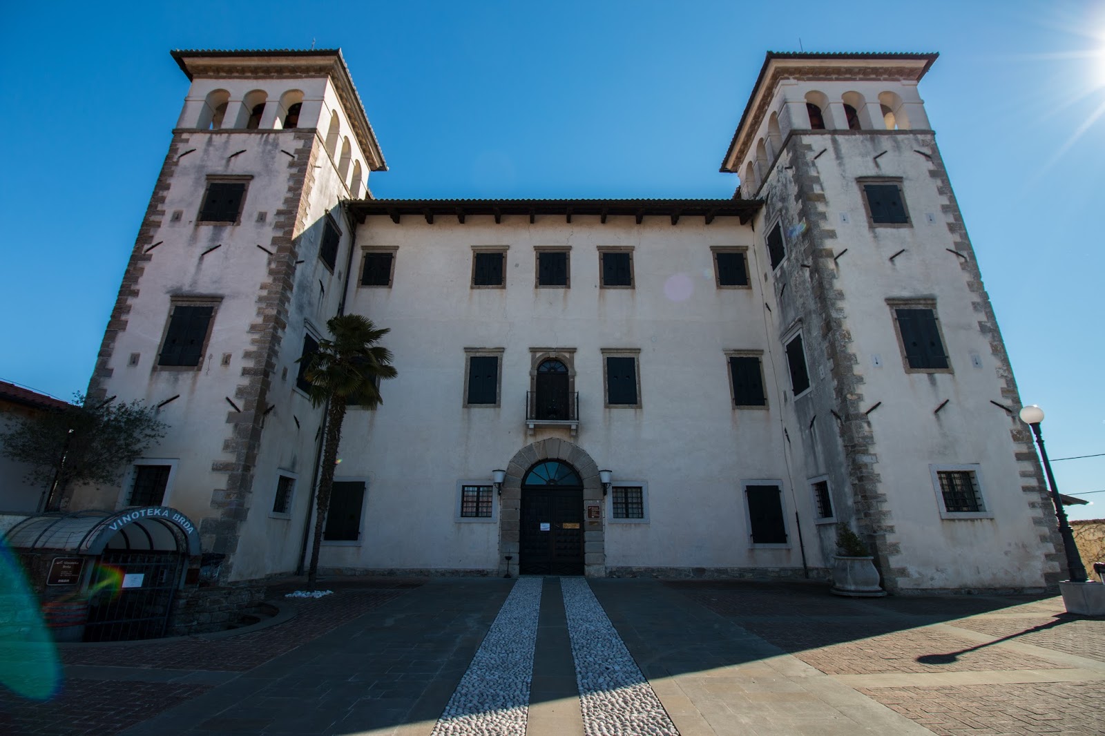 OltreCoscienza andrea nicola: Grad Dobrovo - Dobrovo Castle