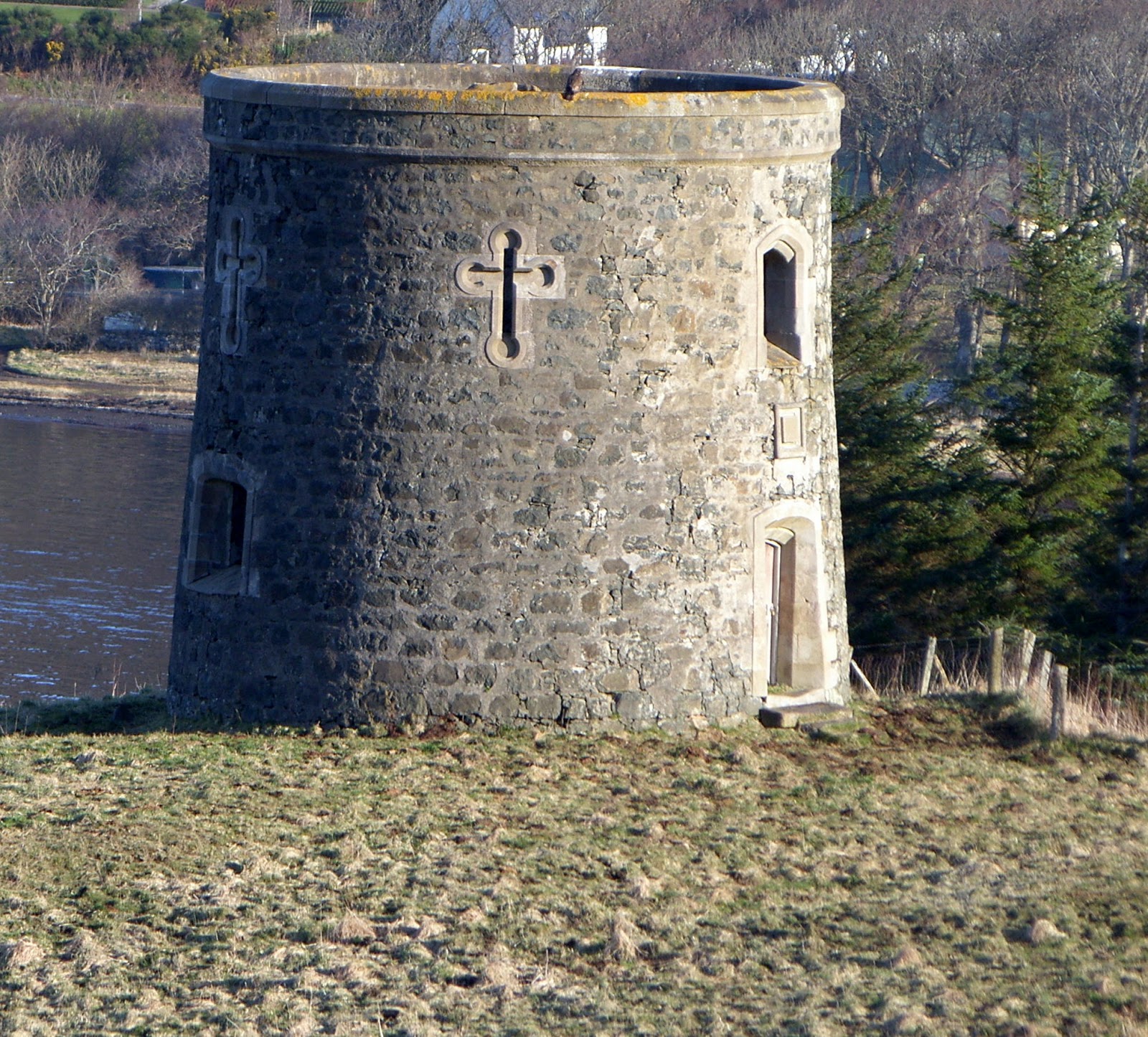 Tour Scotland: Tour Scotland Photographs Tower Uig Isle Of Skye