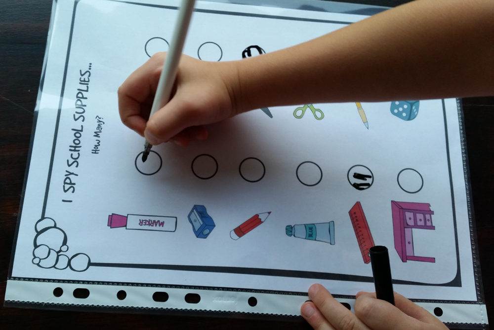 KM Classroom: Free Printable I Spy School Supplies