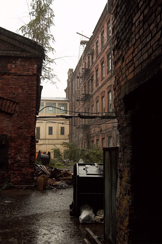 Deserted Places: An abandoned industrial complex in St. Petersburg