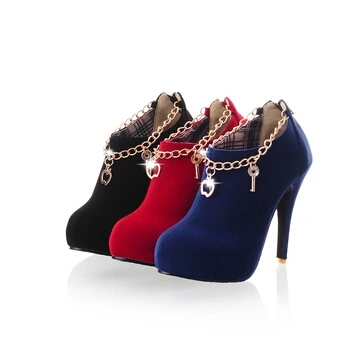 Sepatu Wanita High Heels: Ini Aturan Pakai "High Heels" yang Aman