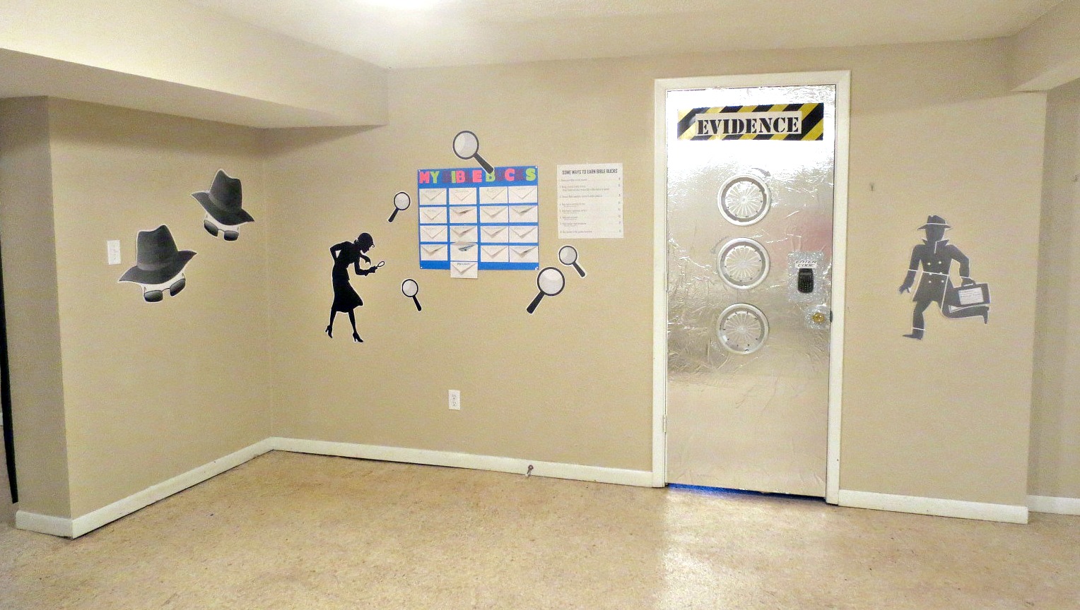 beyond the portico: SECRET AGENT/SPY DECOR...