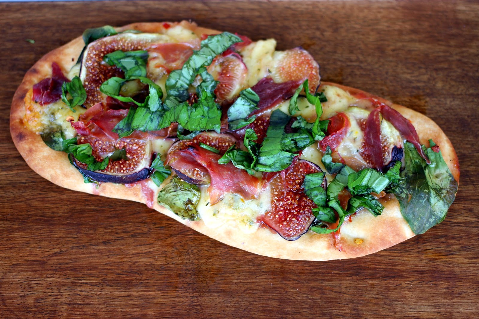 Rocks Fashion Bug: Flatbread with Figs and Prosciutto