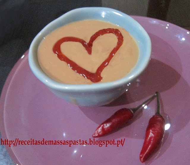 Molho cocktail picante