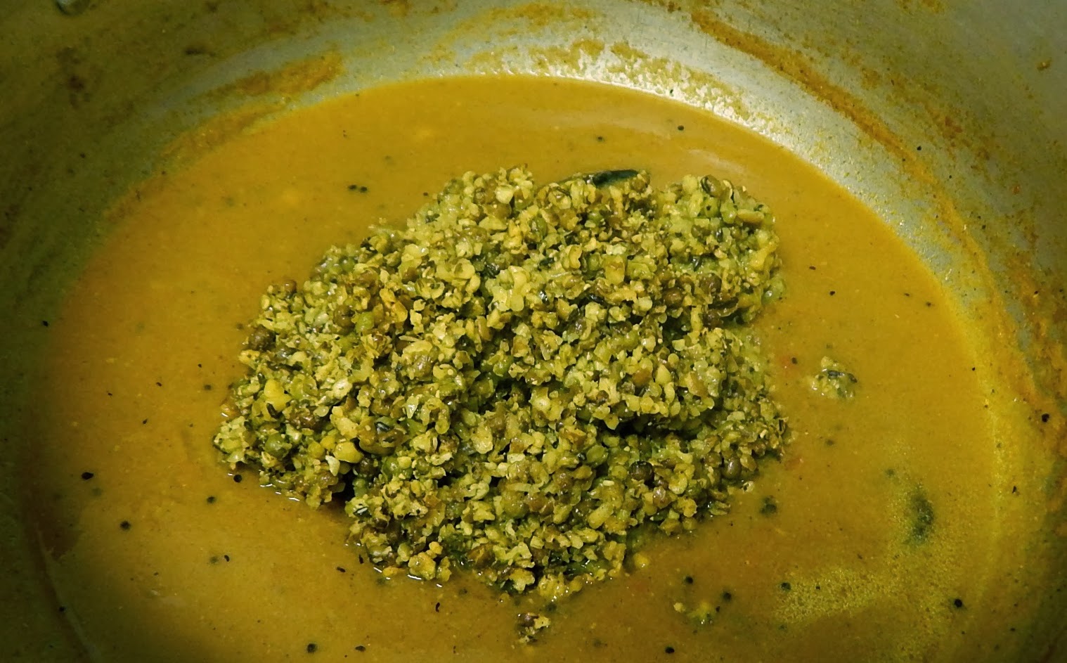 Palatable dishes from Jess's kitchen :) : Moong Dal/ green gram/cheru ...
