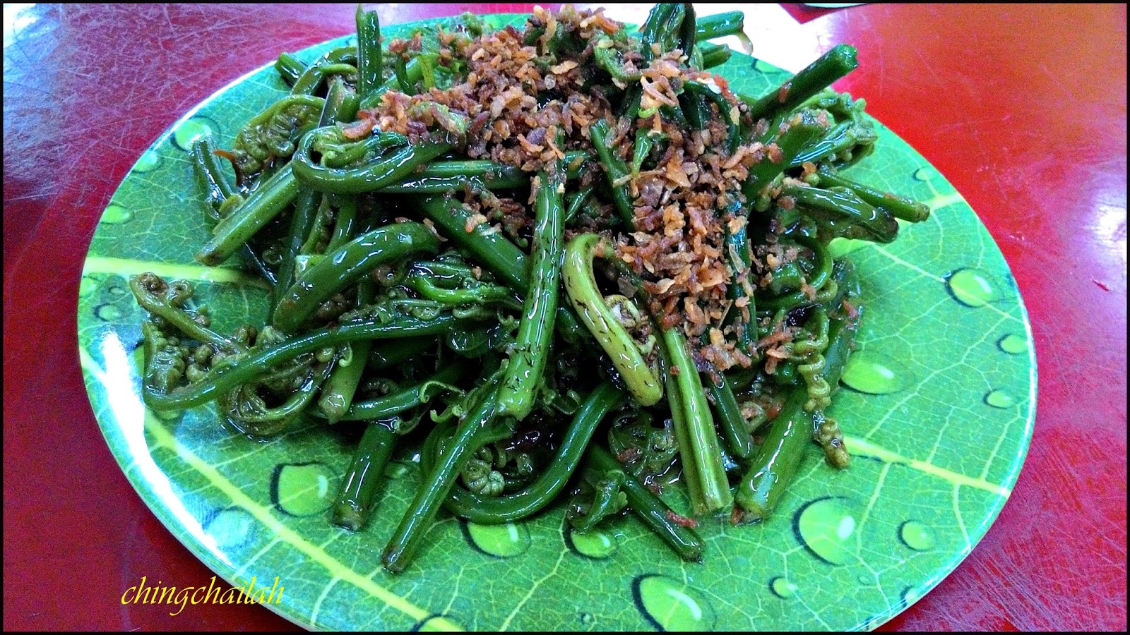 Simple Living In Nancy: Cold Chicken Feet & Paku Pakis Salad At Yoon ...