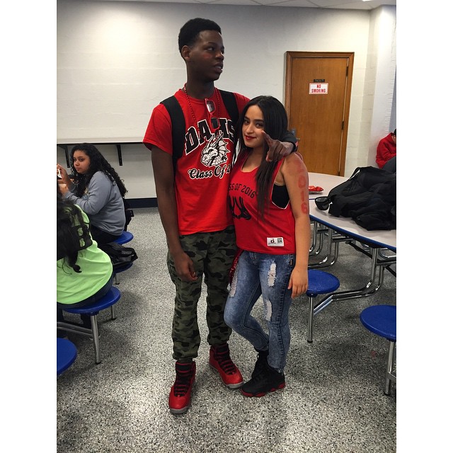 Busty women: Emendy R