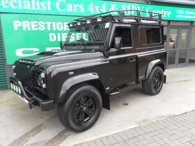Landrover Defender: 2013 (13) LAND ROVER DEFENDER 90 2.2 TD XS STATION ...