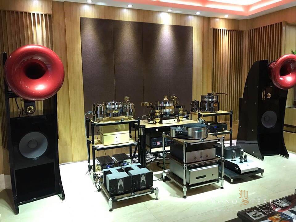 TriangleArt heaven! – M & S | Ultimate High-Fidelity